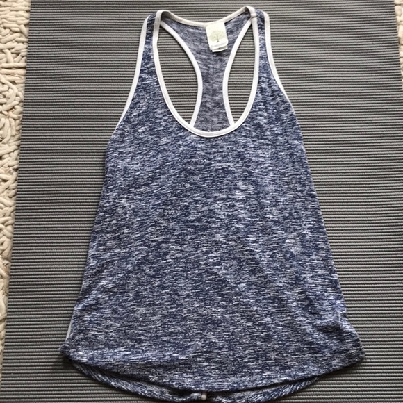 Freeloader | Tops | Comfy Tank | Poshmark